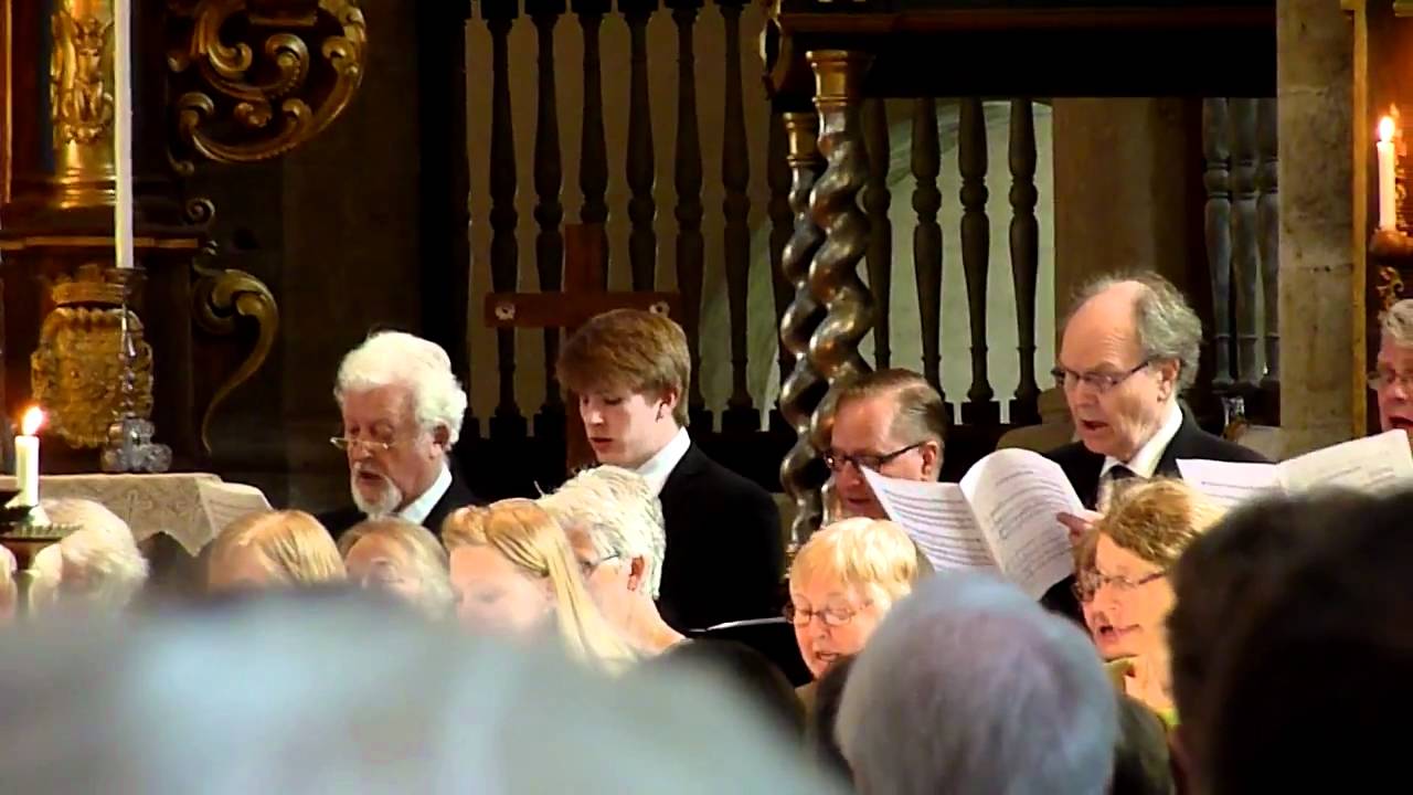 Pontifical Easter Monday mass 6 - Missa brevis - YouTube