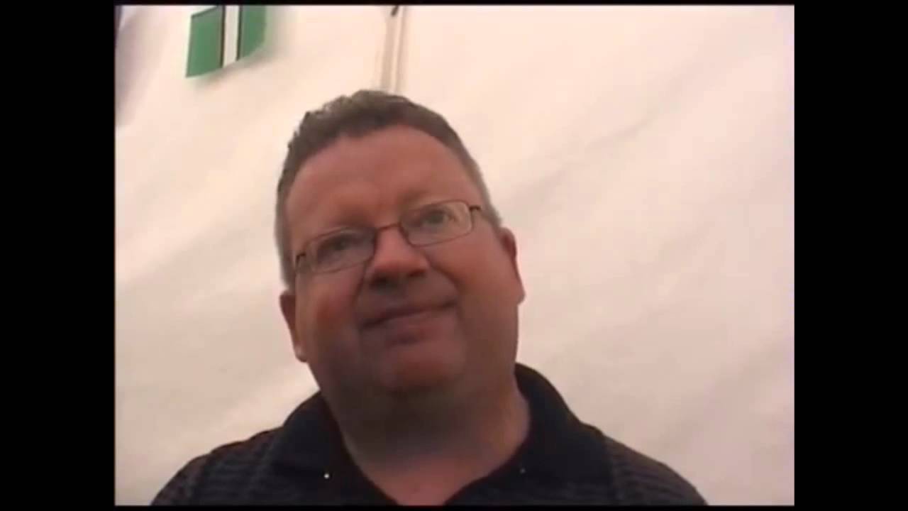 Simon Egan 2014 Beer At The Castle - YouTube