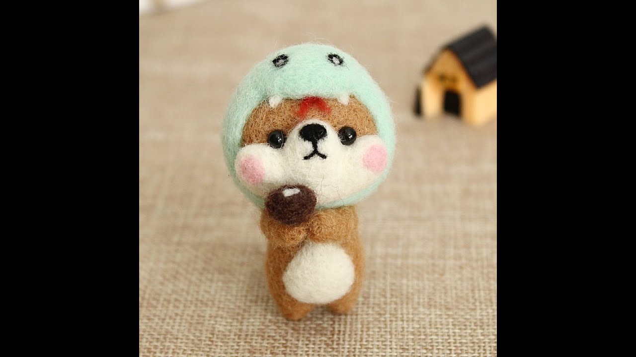 A0271 Snake Wool Needle felting - YouTube