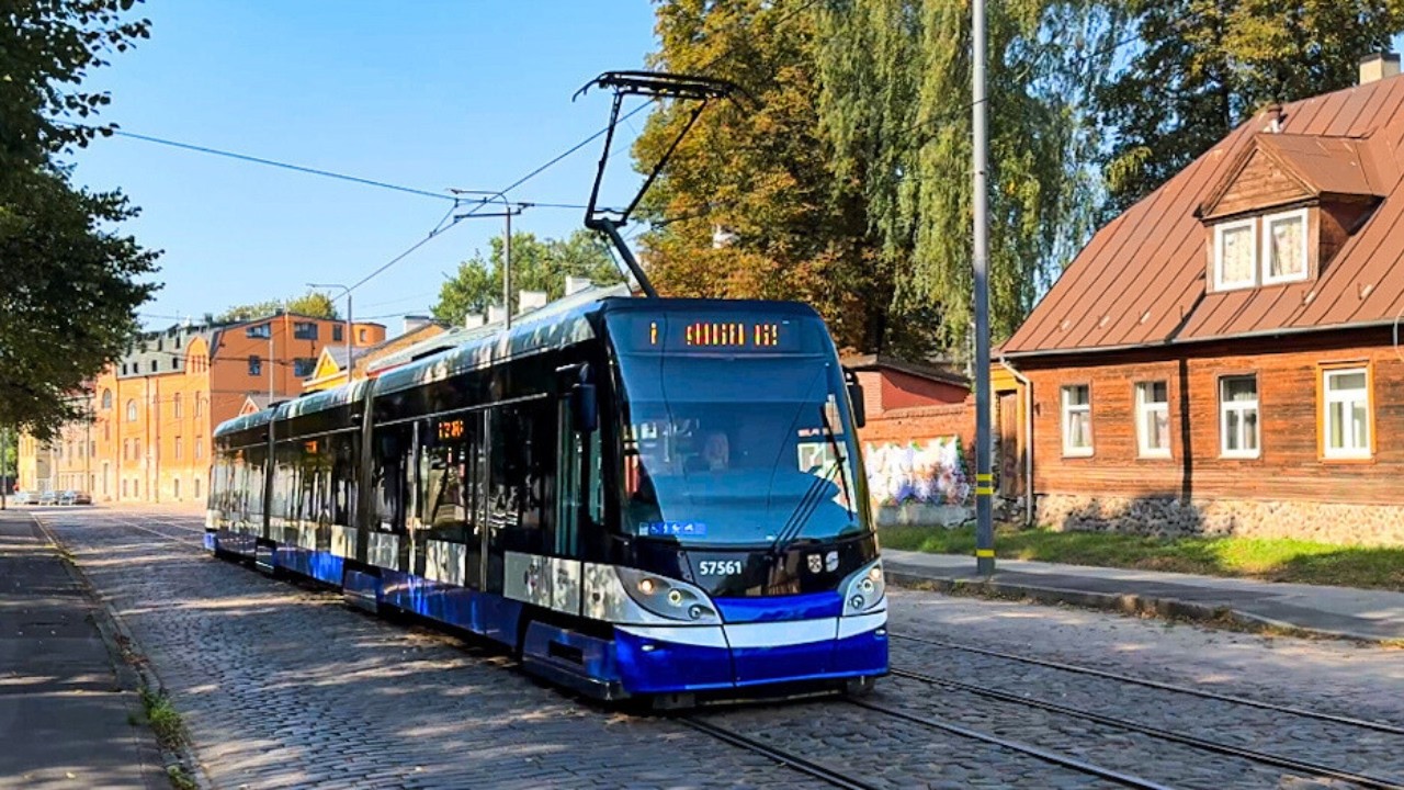 Škoda 15T trams in Riga: finally on route 7! 🇱🇻 2024 - YouTube