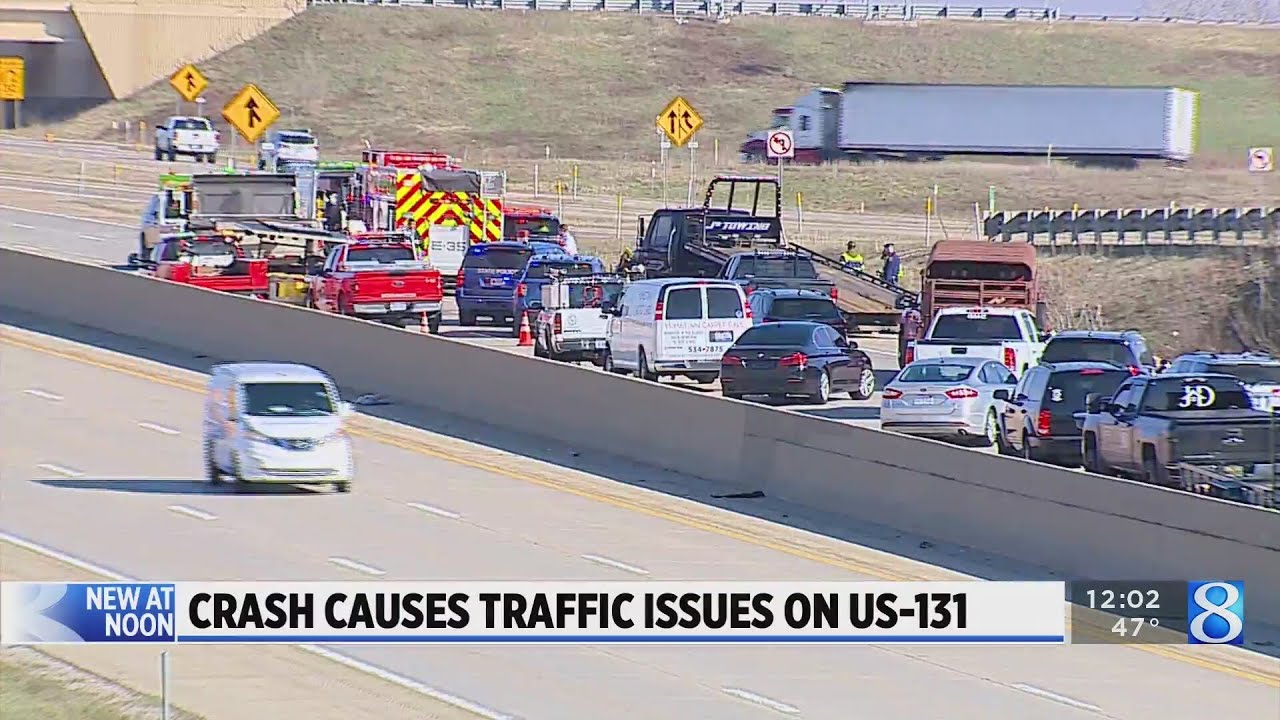 3 hurt in US-131 crash involving county construction vehicle - YouTube