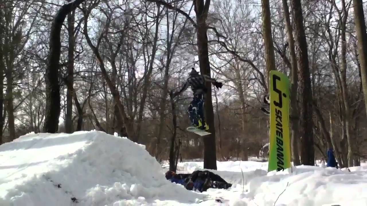 Jared jumping little kids - YouTube