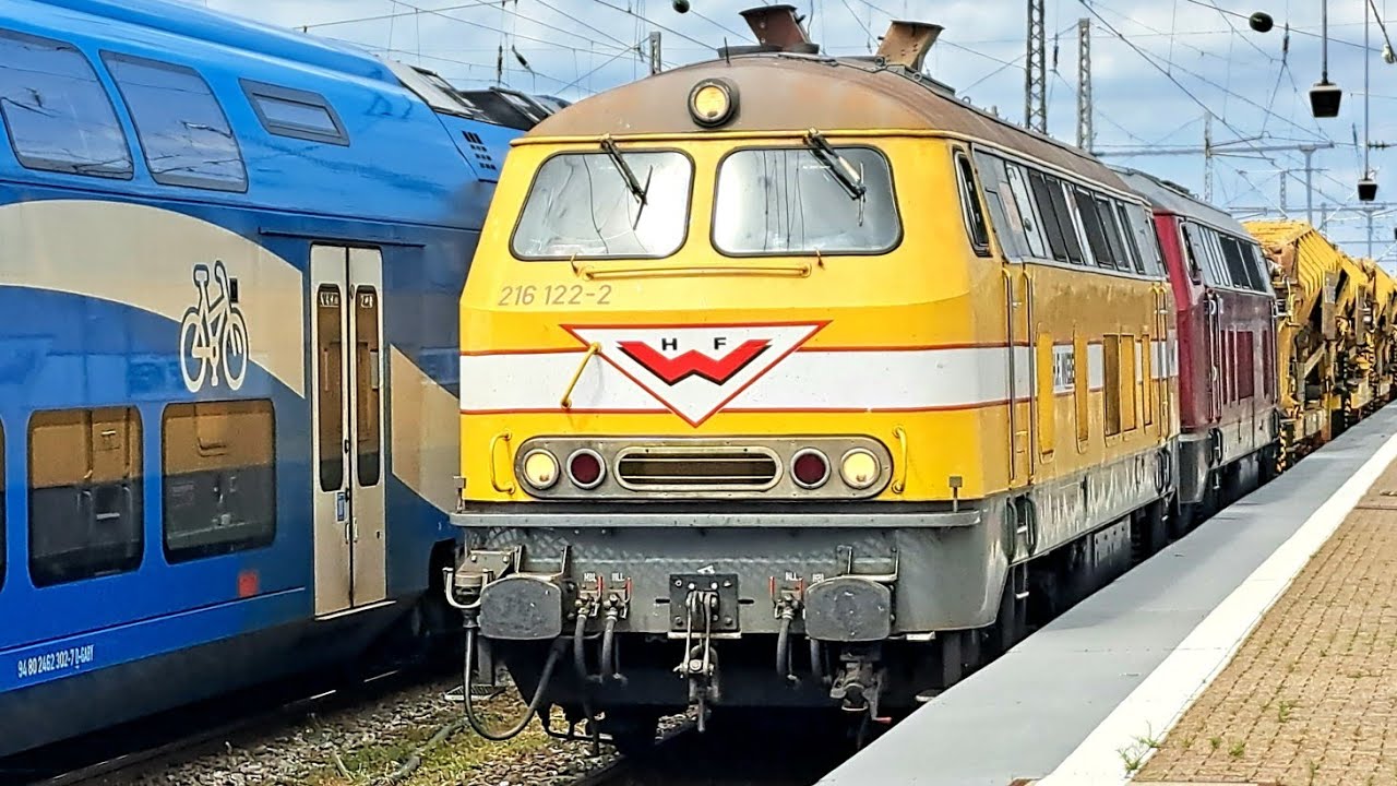 Augsburg Hbf: Ost V100, V60 Scharr, Wiebe Bauzug m. BR216, BR215, LINT Parallelausfahrt, DE18 ...
