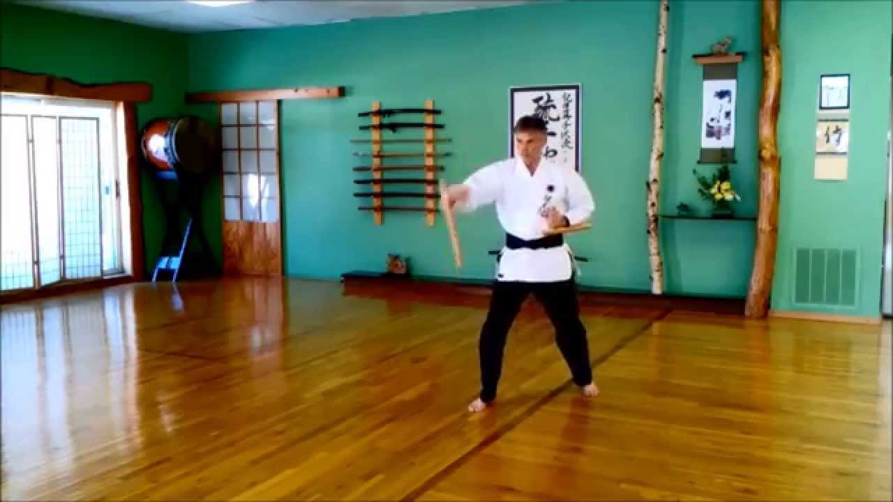 Tonfa Kihon 3 levels - YouTube