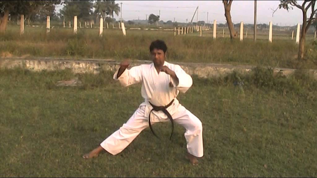 side sit ups thai goju ryu 2 - YouTube