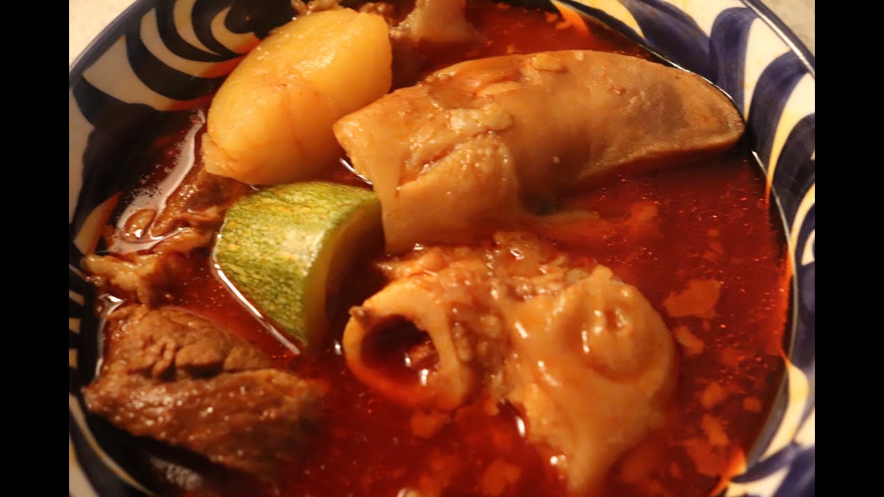 Chilposo de res delicioso 😋 (mole de olla ) - YouTube