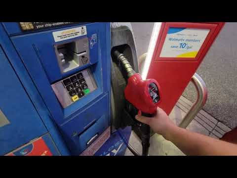Wayne Ovation iX Fuel Dispenser at Bolla Market Mobil in Mount Sinai ...