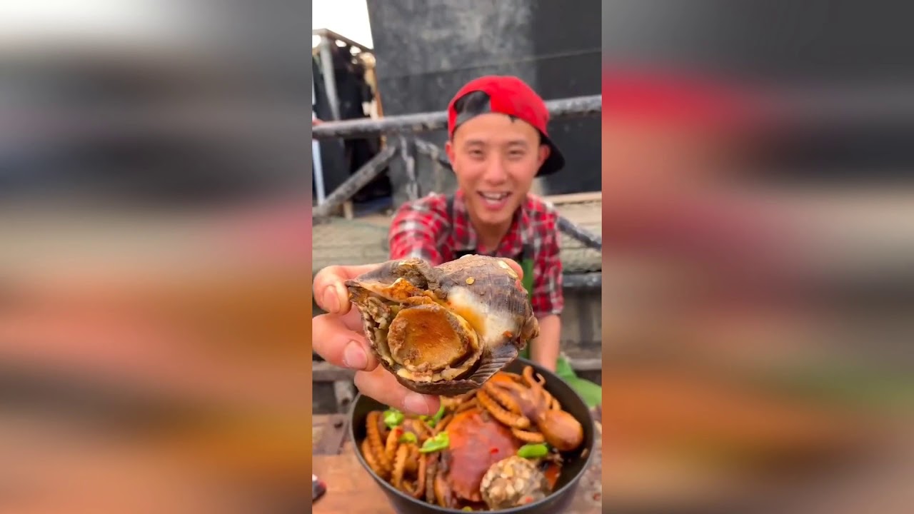 fisherman eating show | spicy seafood asmr mukbang - YouTube