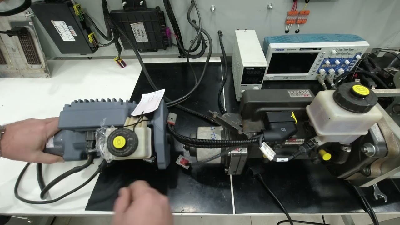 Chicote adaptador SERVO ECA SCANIA - YouTube