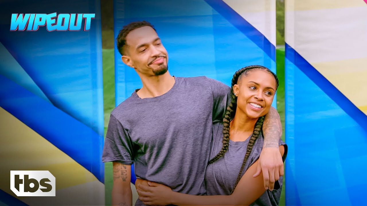 Fighting Twins vs. Clingy Couple vs. Platonic Parents (Clip) | Wipeout ...
