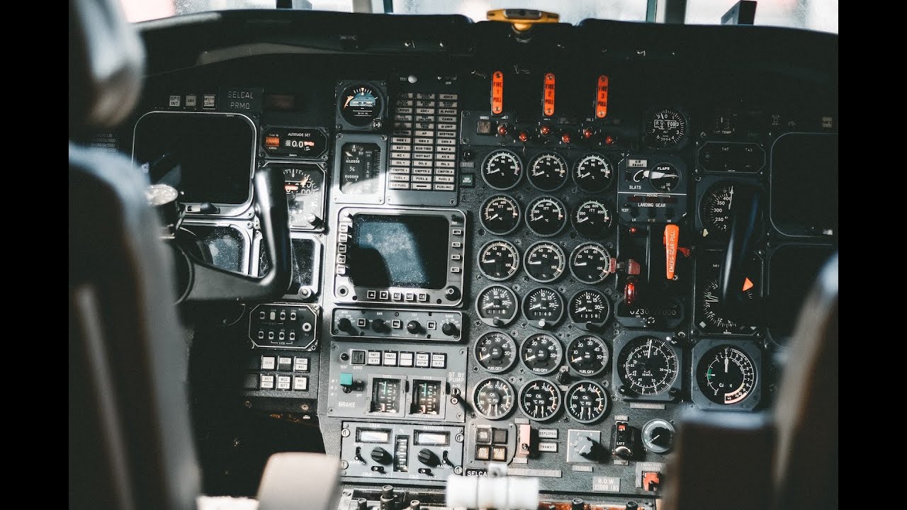 Holding Part 3 - Right Hand Case Study - YouTube