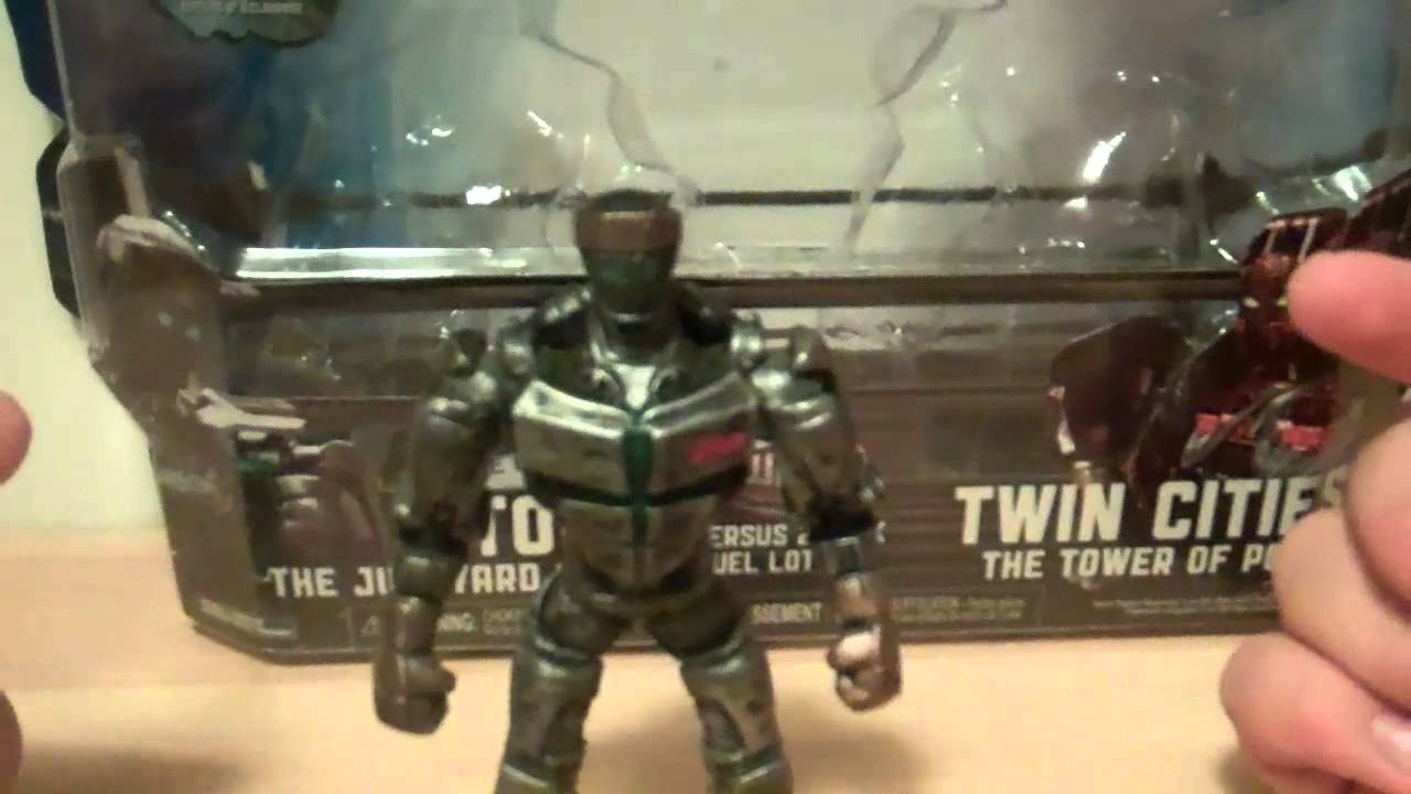 Real Steel Atom The Junkyard Bot Toy Review - YouTube