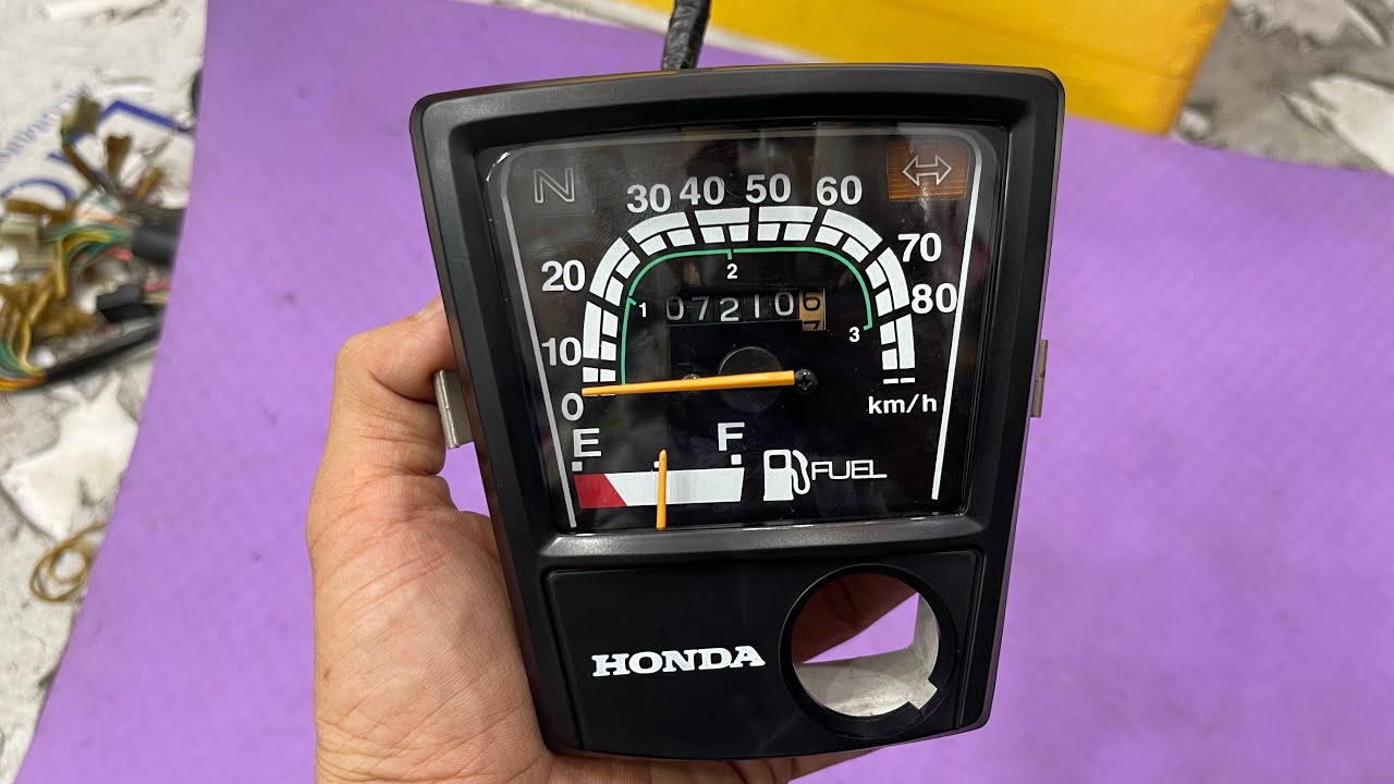 đồng hồ honda cub DD70 dk dm - YouTube