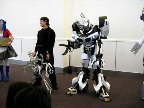 BotCon 2009 - Transformers Costumes - YouTube