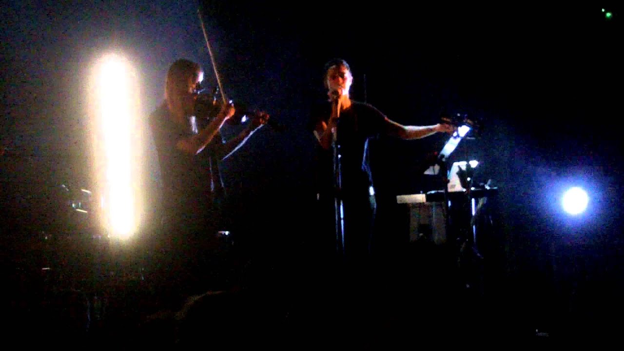 Mansfield Tya (2) - "Bleu Lagon" - Live du 02/10/15 - YouTube