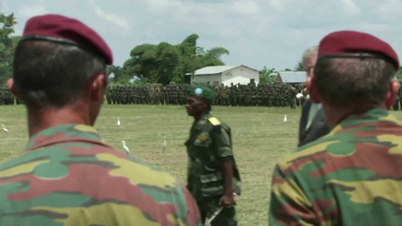 FARDC:Fin de formation de la 323ème bataillon commando - YouTube