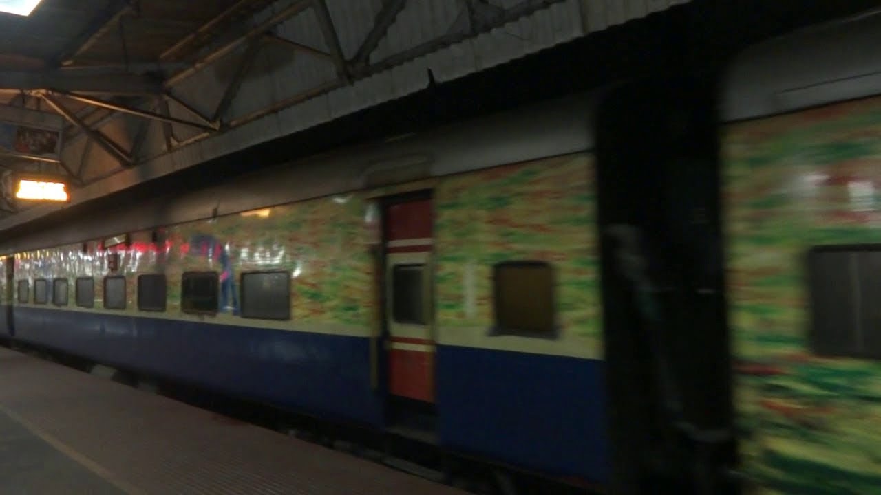 22208 Thiruvananthapuram Chennai Super AC Express with Three in one ...