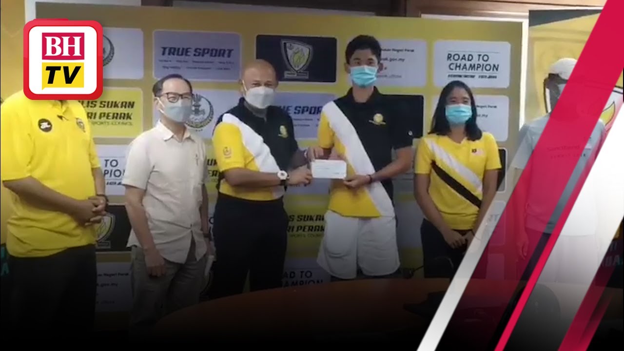 PLTA gesa buka Arena Tenis Perak - YouTube