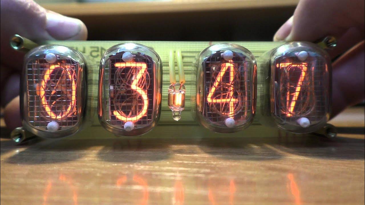 Простые ретро-часы на индикаторных лампах ИН-12 - YouTube