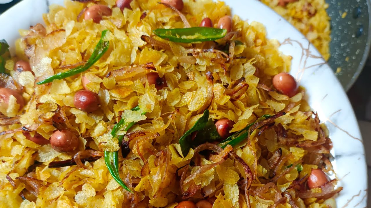 How to make crispy Chuda bhaja/chura bhaja/Poha recipe/Tea time snacks ...