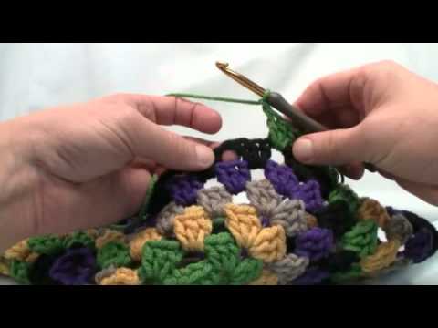 Easy Crochet Never Ending Grannies: Join In New Strands of Yarn - YouTube