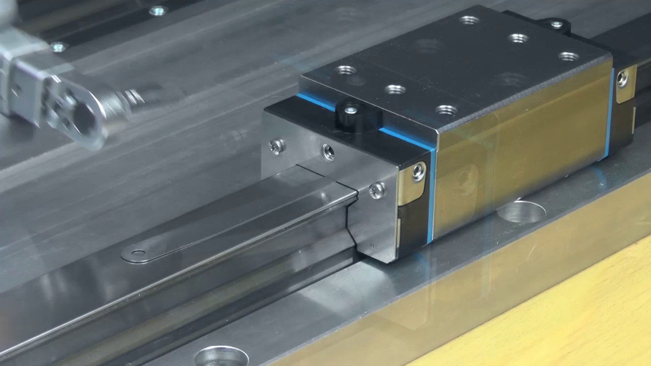 Roller Rail RSHP | Installation of Scraper Plate - YouTube