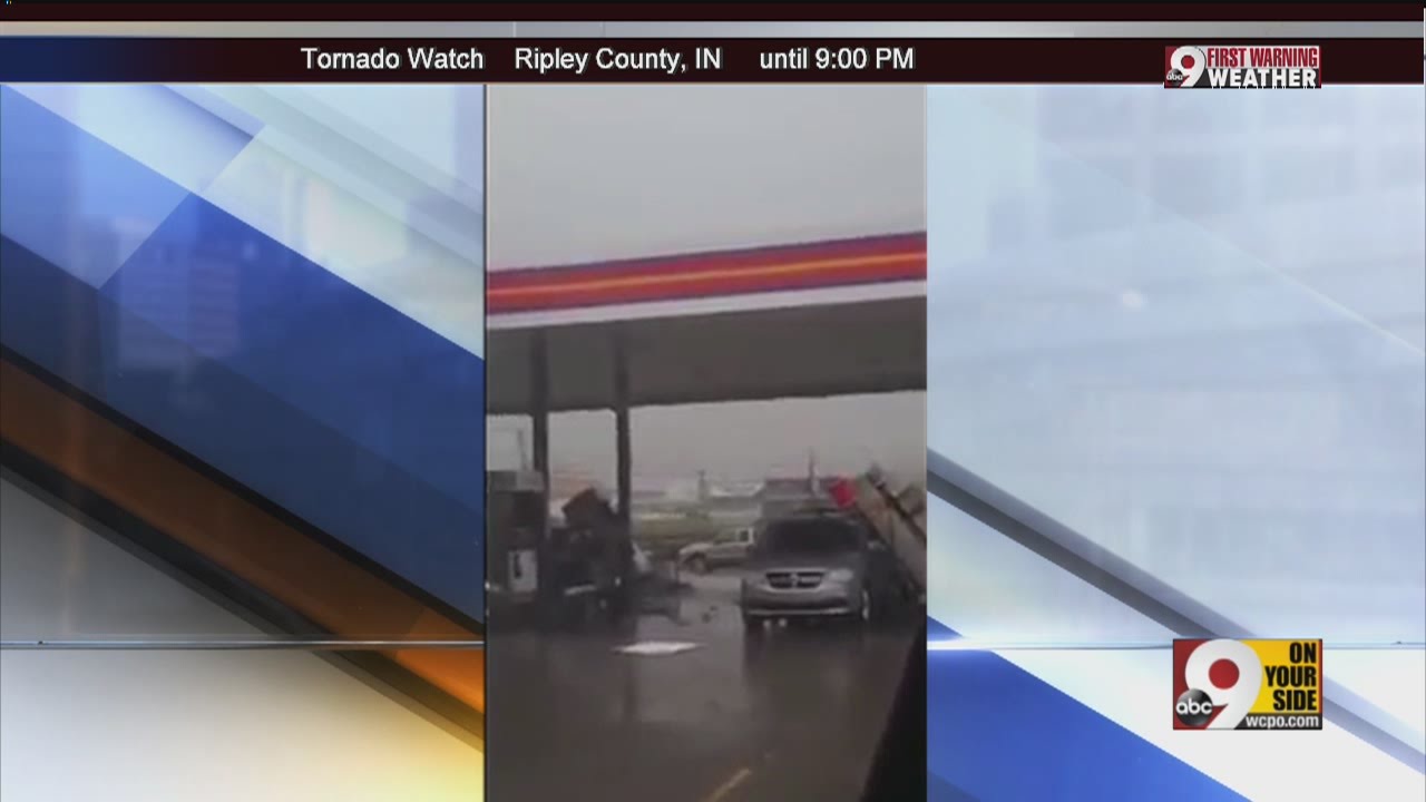 Storm damages gas station - YouTube