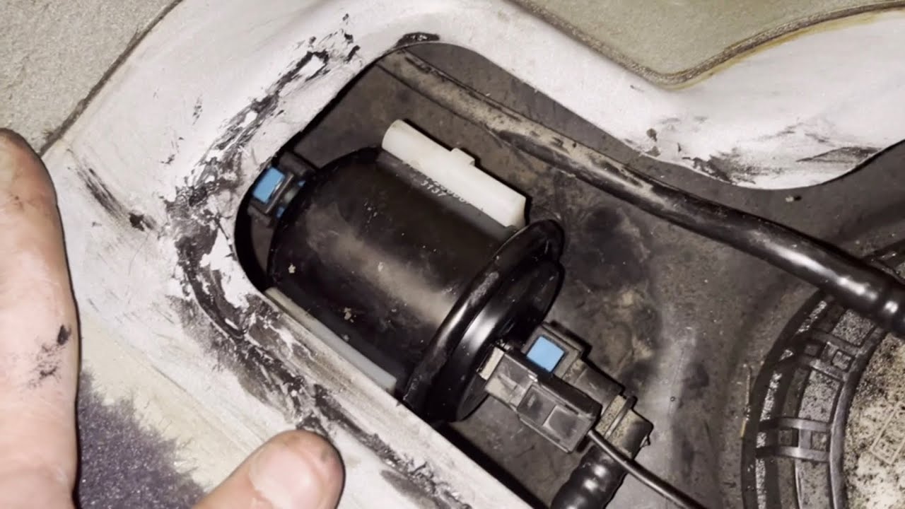 How To Change Fuel Filter On A Hyundai Accent 2001 1.5 L Petrol - YouTube