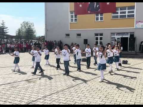 Gözleri Aşka Gülen - 23 Nisan Gösterisi