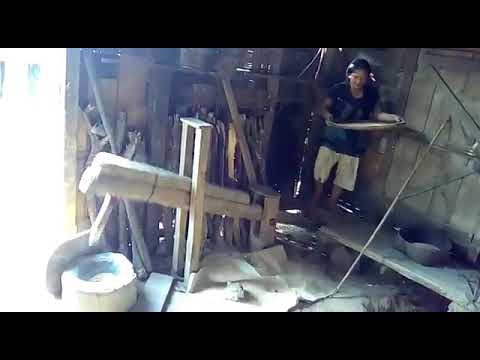 Kuki traditional ricemill - YouTube