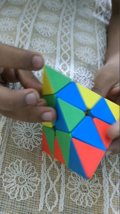 Pyraminx Cube Flip pattern in 15 seconds - Easiest method of 3 times RL'U & then corner ...