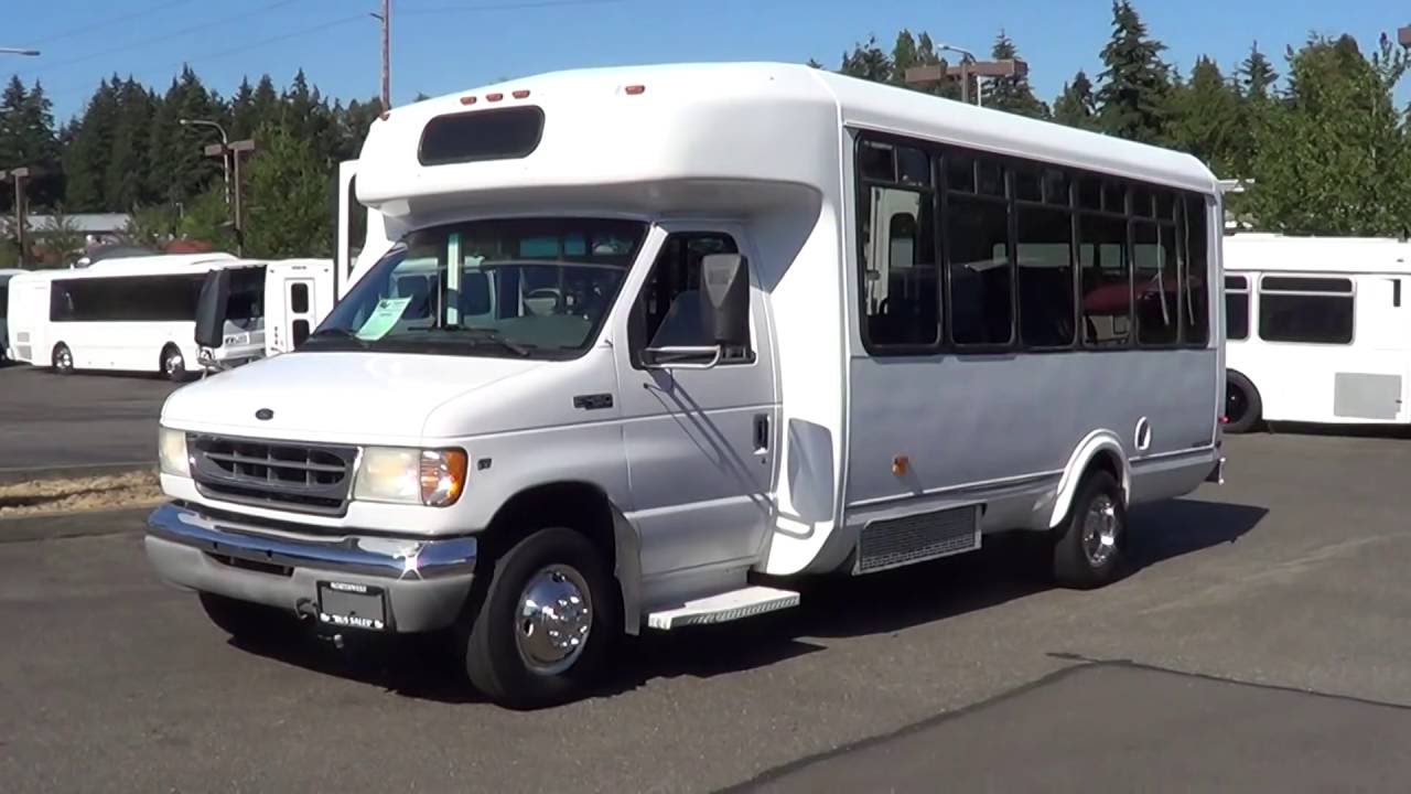Northwest Bus Sales 2001 Ford Eldorado 22 Passenger ADA Shuttle w/ Interior Luggage - YouTube