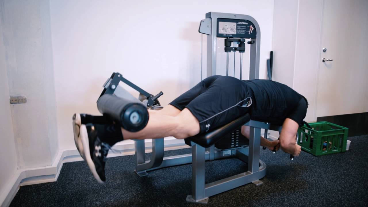 Lying leg curl 1 1:2 rep - YouTube