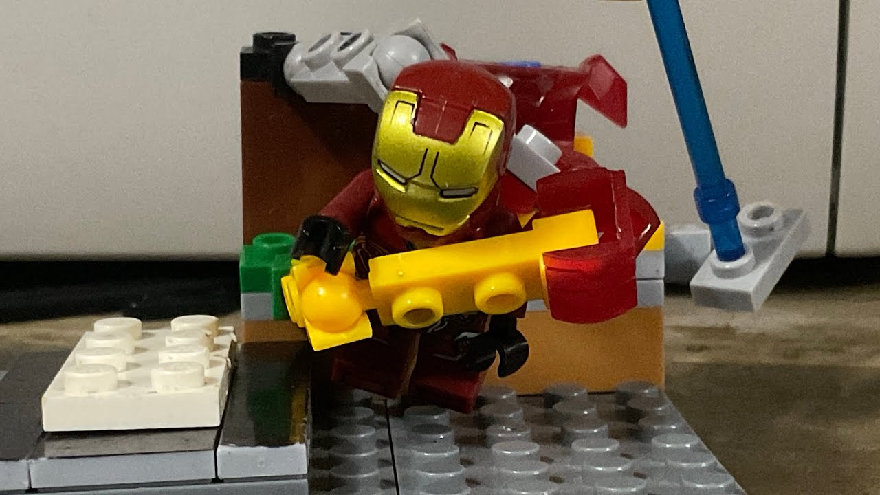 Lazy vid of tony suit up scene in ironman 3 - YouTube