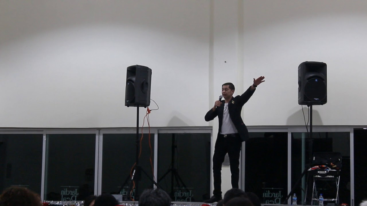 Manny Manuel Presenta a Manny Manito "El Galan de la Comedia" - YouTube