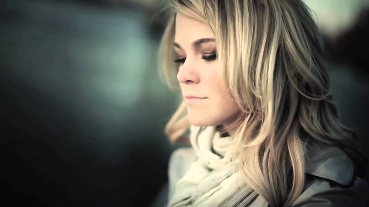 Lenay Chantelle -- Daylight - YouTube