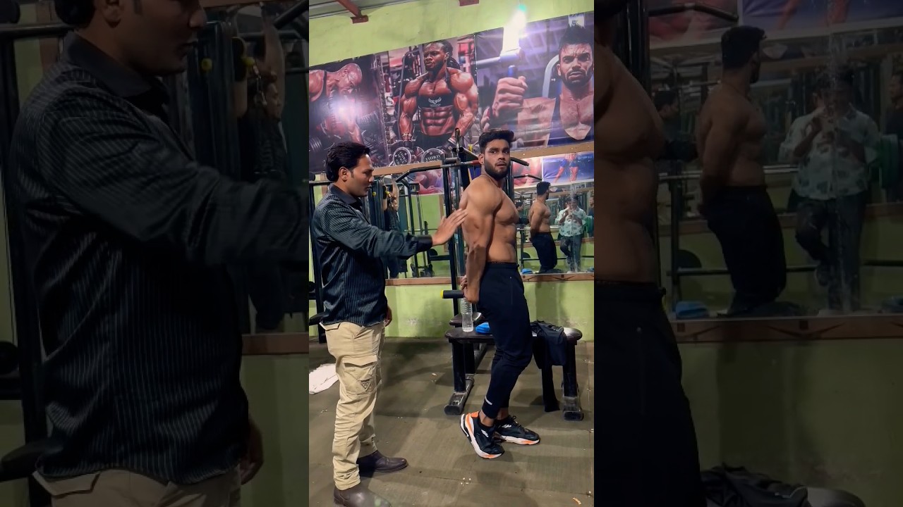 Side tricep pose like a bodybuilder 💪💯 - YouTube