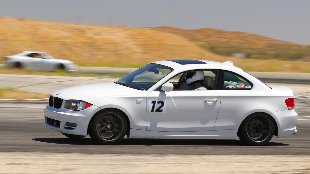 Track Session: E82 BMW 128i at Streets of Willow CW - 1:30.68 - YouTube