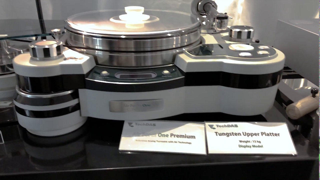TechDAS Air Force Turntables - Munich High End 2018 - YouTube