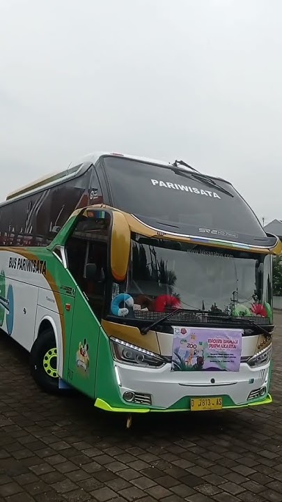 Si hijau Bus Kramat Djati SR2 #shorts - YouTube