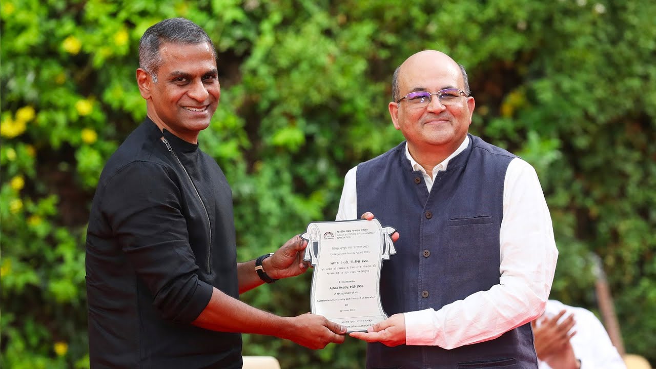 IIMB honours Ashok Reddy, PGP 1995, and MD & CEO, TeamLease Services ...