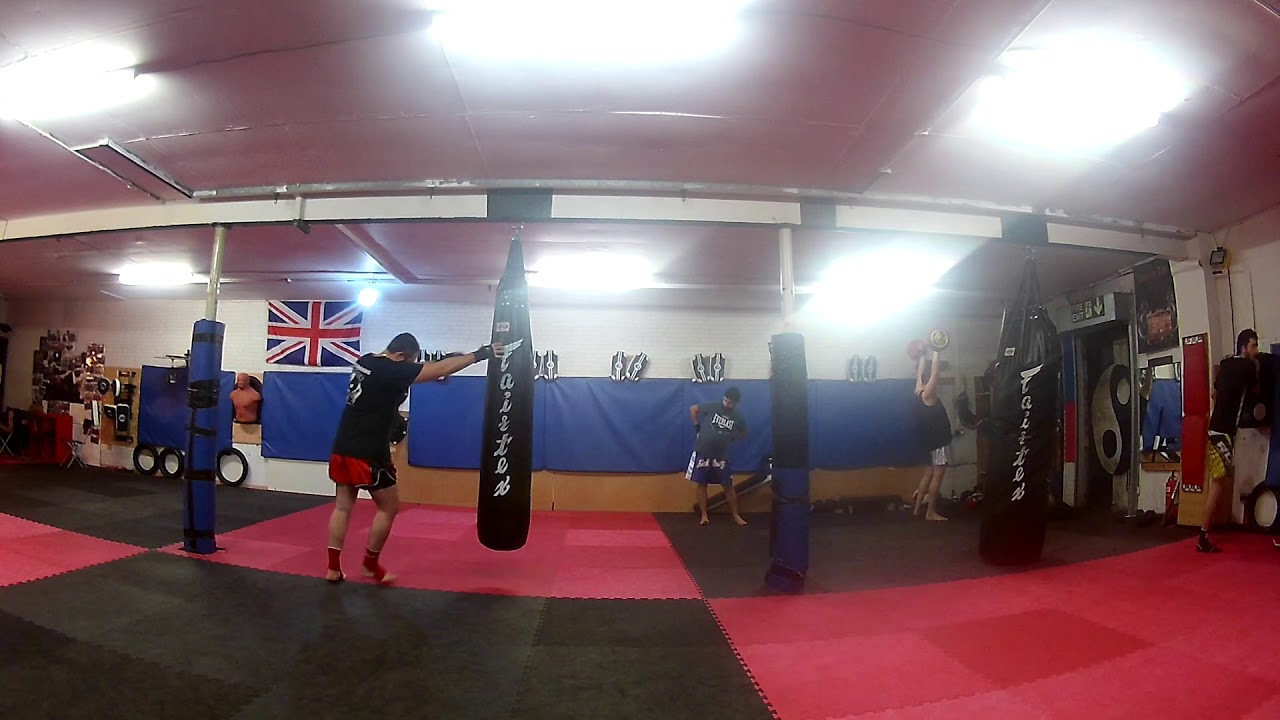Weapon Kickboxing - YouTube