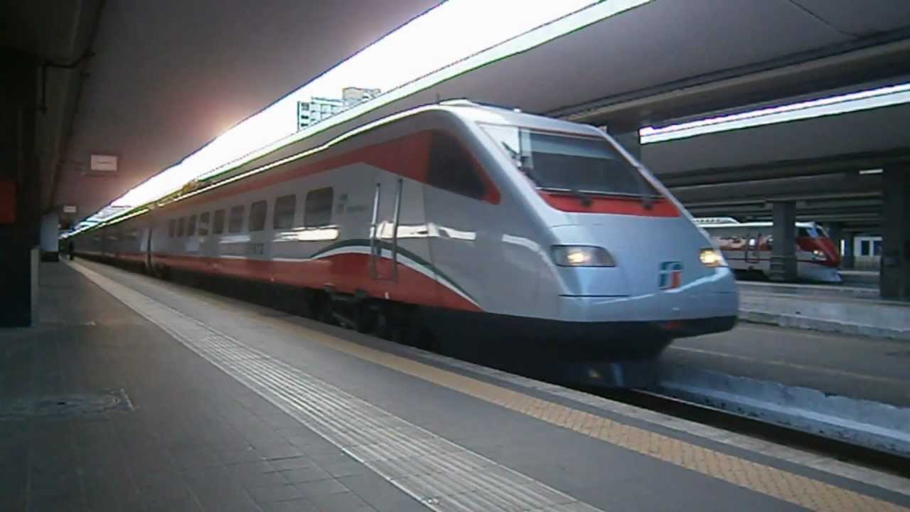 ETR 485 Frecciargento NUOVA LIVREA - YouTube
