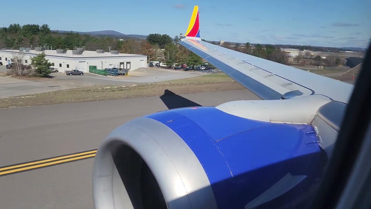 SWA Flight 6522 737-MAX8 Morning Takeoff From Manchester-Boston ...