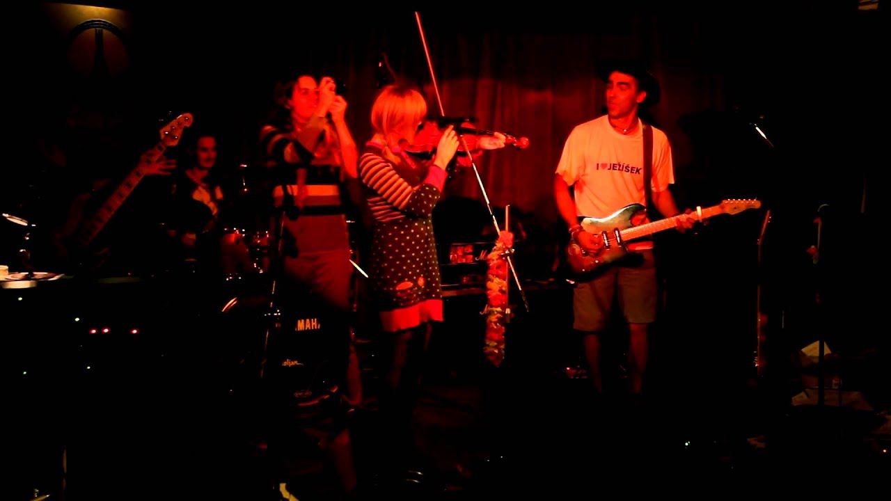 D.U.B - Záda (country+housle - bez řečí) - YouTube