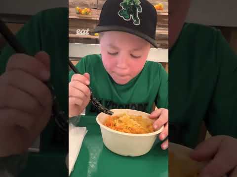 Cheesy Ramen from Good Eats and Sips - YouTube