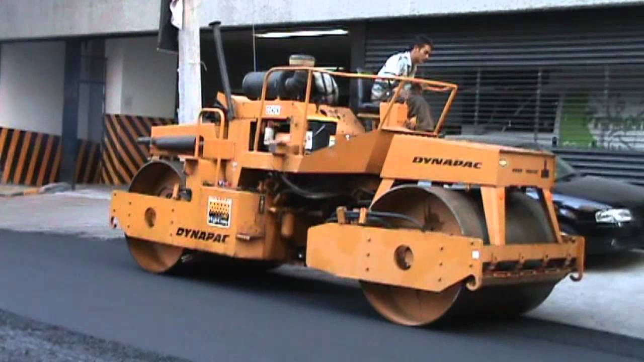 Pavimentando (Asfaltando) - YouTube