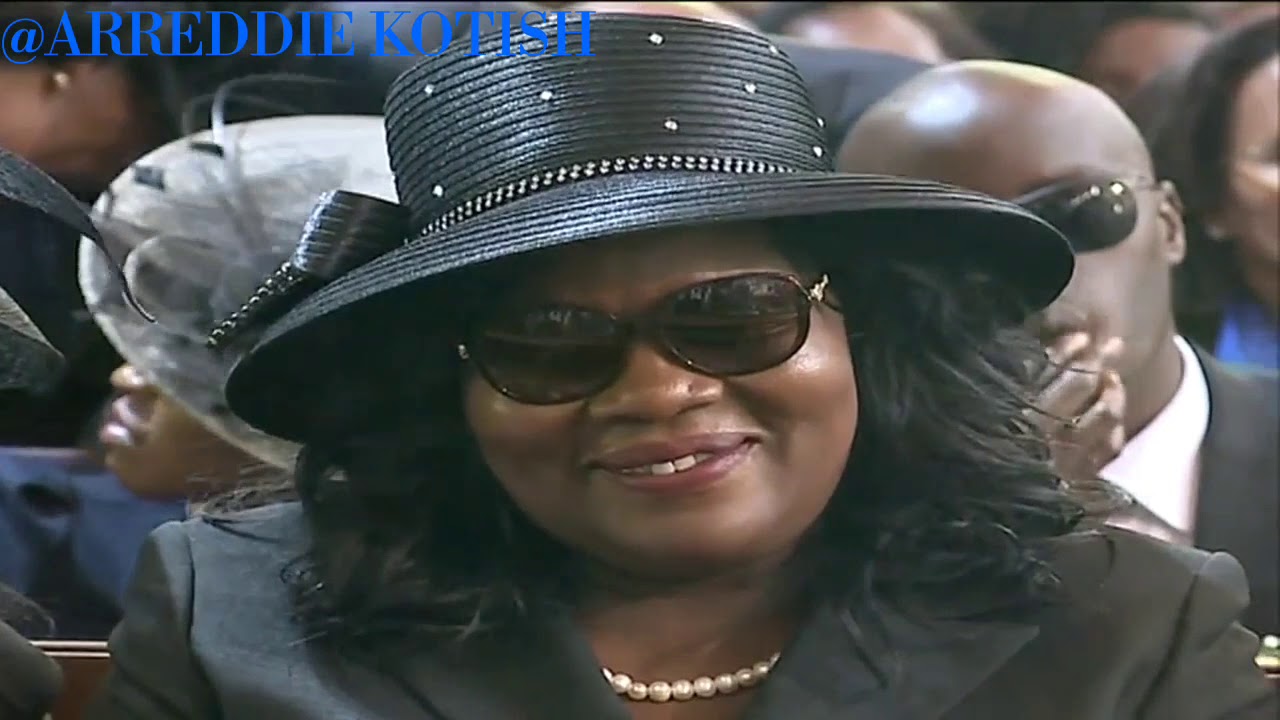 LADY MOUREEN ~R. I. P FIDEL ODINGA - YouTube