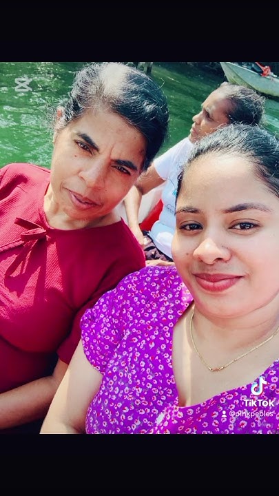 ජීවිතේ හැම දේම තනිව උහුලන් මාව රැක්ක, මගෙන් නොනැවතී මගේ දරුවනුත් රකින ඇය, සැබෑම ඇත් රැජිණක්... ️ ...