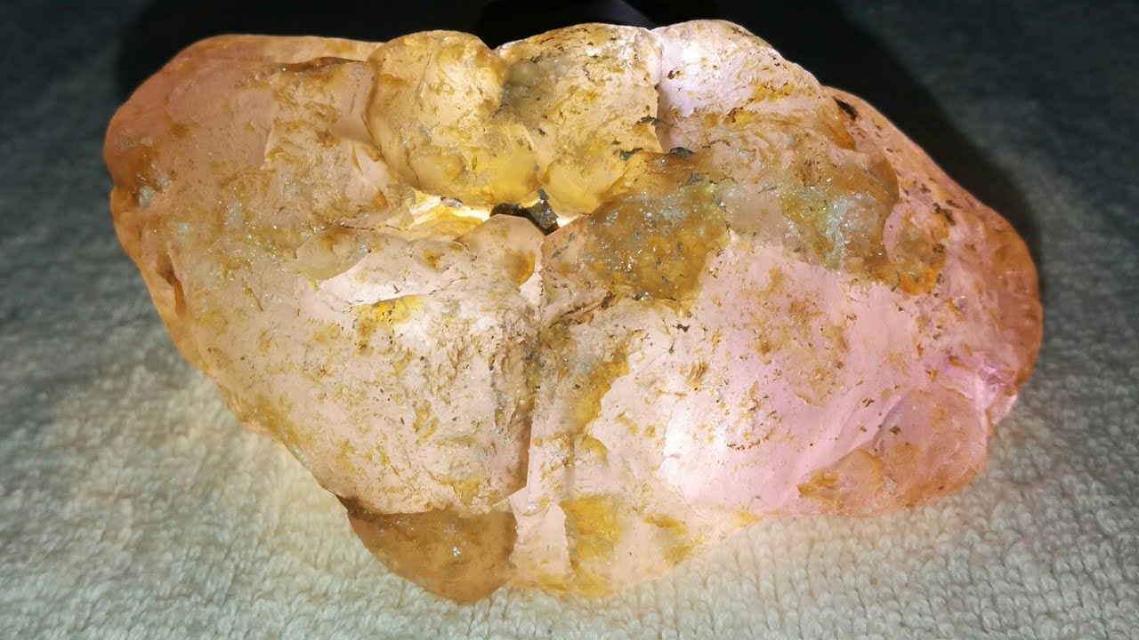 big rough diamond natural P#+1 - YouTube